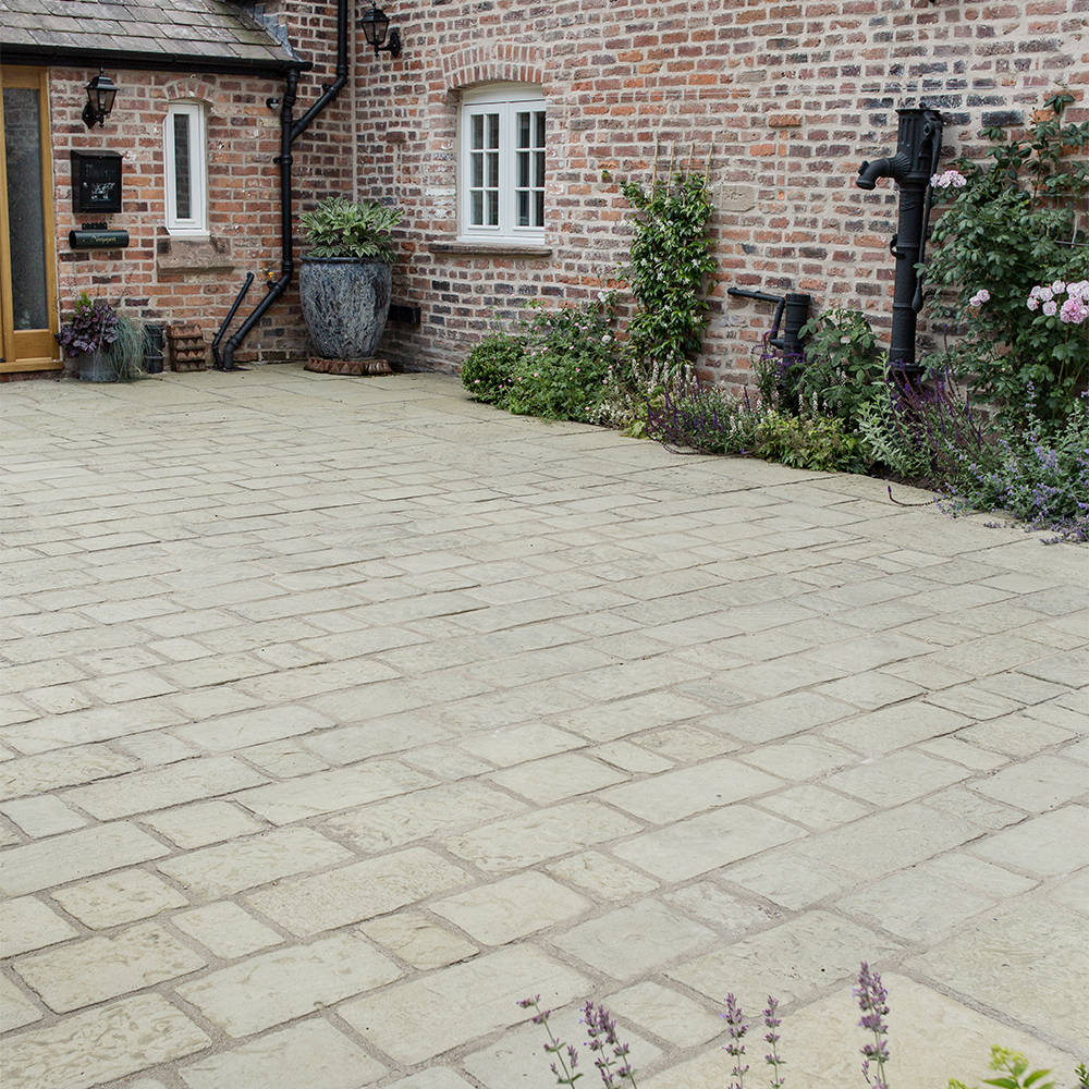 Contemporary Cobble Patio Talasey Pewter Weathered Cobblestones 100 X